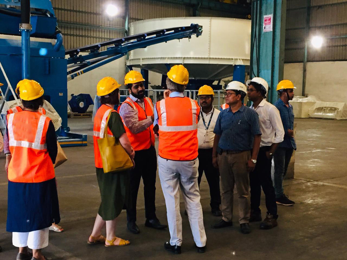 Rhiannon Harries visits CDE Asia Limited Workshop | CFlo